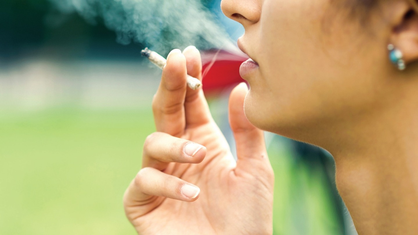 Children of mothers who use marijuana start using the drug earlier ...